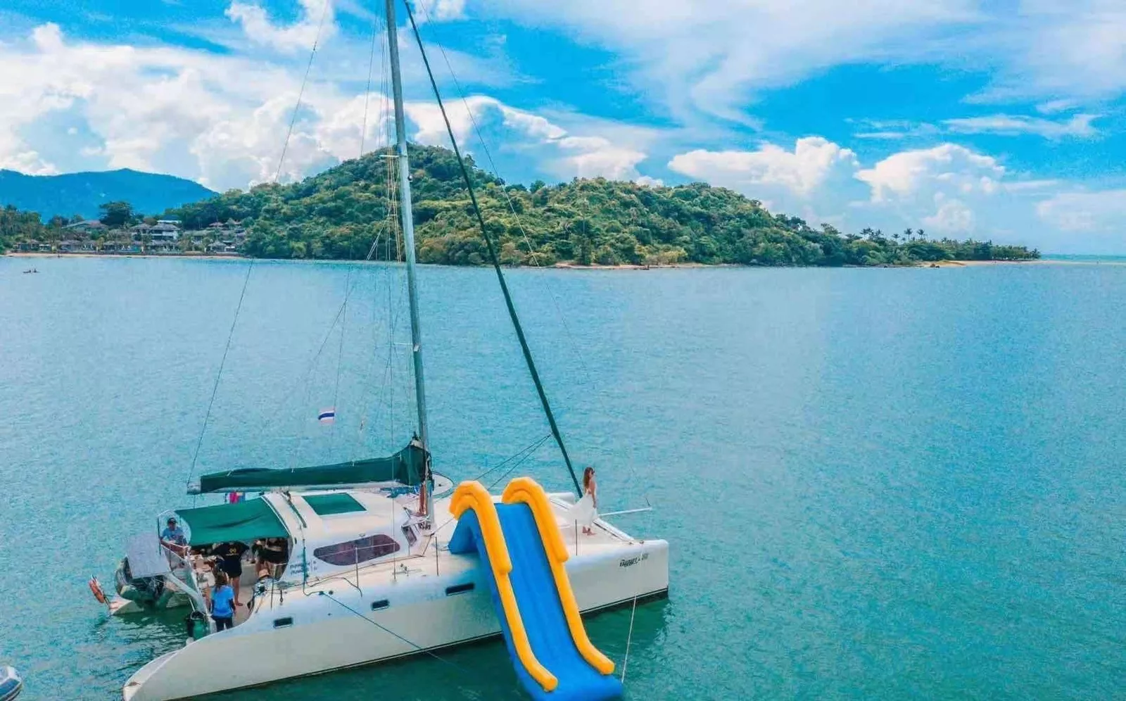 Slider Catamaran 38 | Samui Luxury Boats